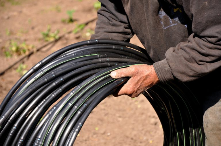 Wie lassen sich PE-Rohre biegen? - REKUBIK® Magazin